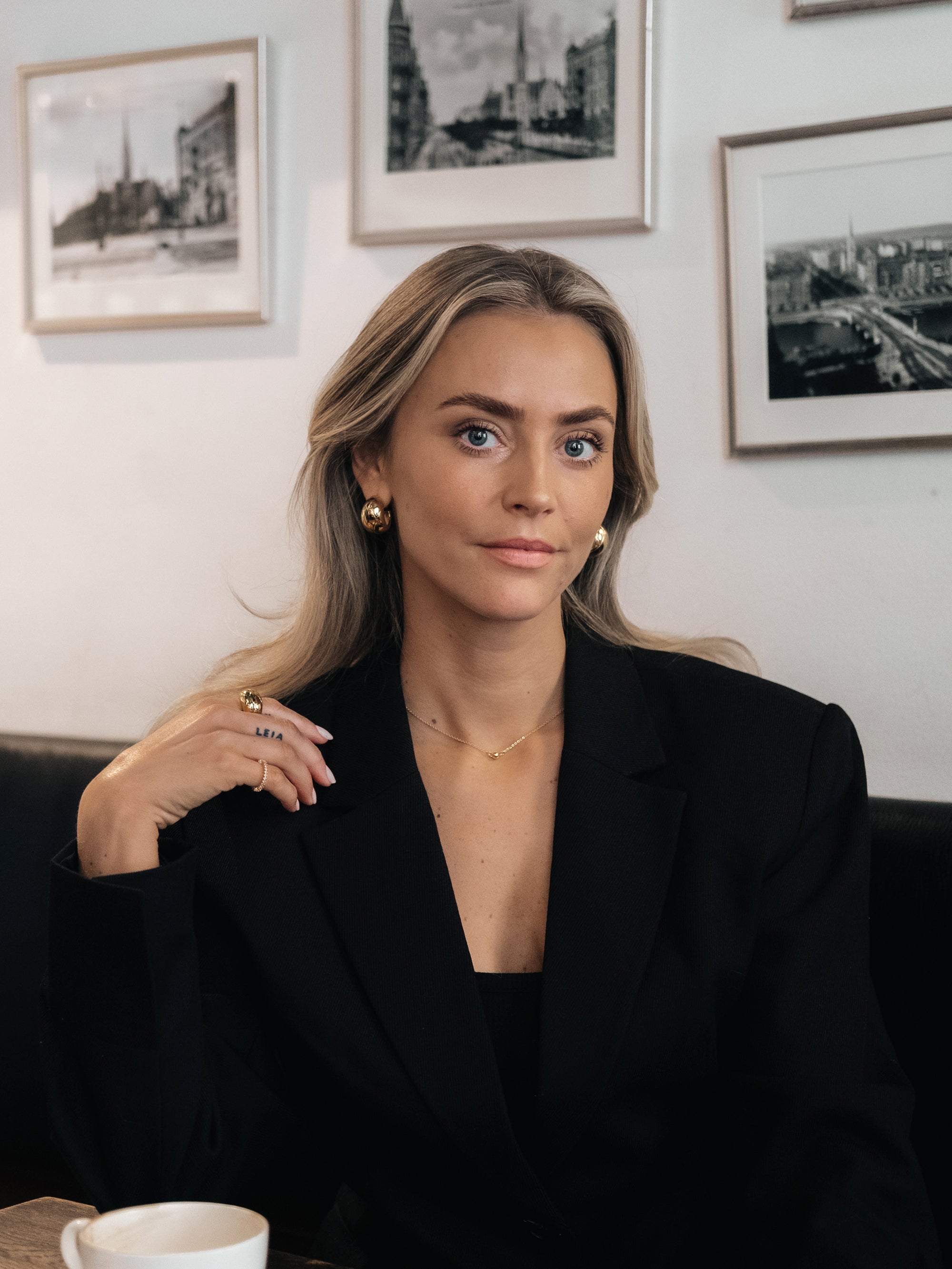Janni Deler – ROBE